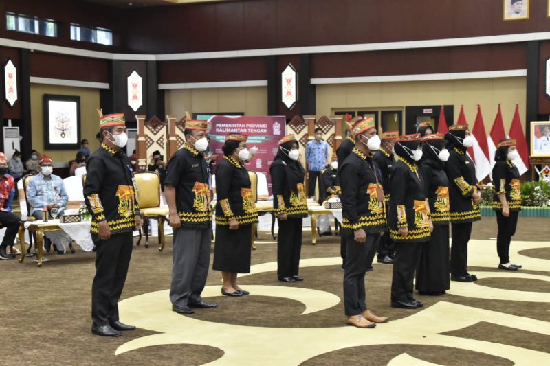 Ivo Sugianto Sabran Lantik Pengurus Dekranasda Prov. Kalteng Masa Bakti ...