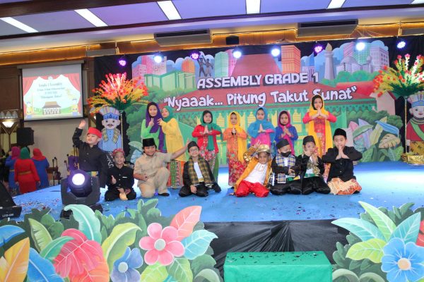 Drama "Si Pitung Takut Sunat" Meriahkan Program Pengembangan Pribadi ...